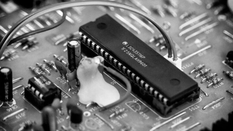 ¿Para qué sirven los circuitos integrados? Guía completa y fácil de entender
